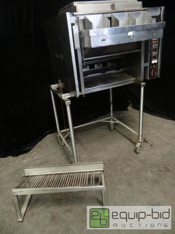 Nieco Natural Gas Chain Driven Char Broiler | DTKC Main Floor ...